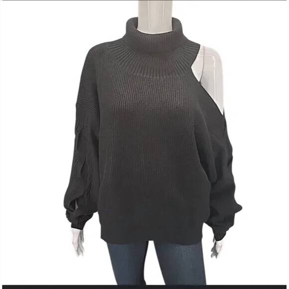 Elan | Sweaters | New Elan Womens Cold Shoulder High Neck Sweater In ...